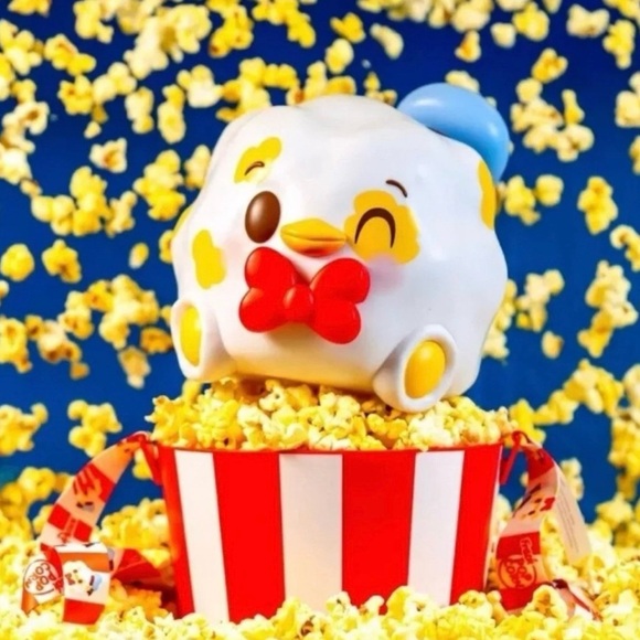 Disney | Toys | New Disney Parks 224 Munchling Donald Duck Popcorn ...
